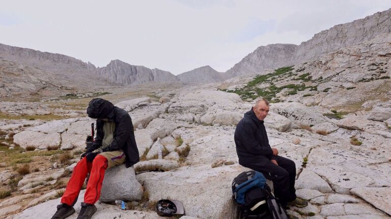 In Between These Mountains - Filmkrant